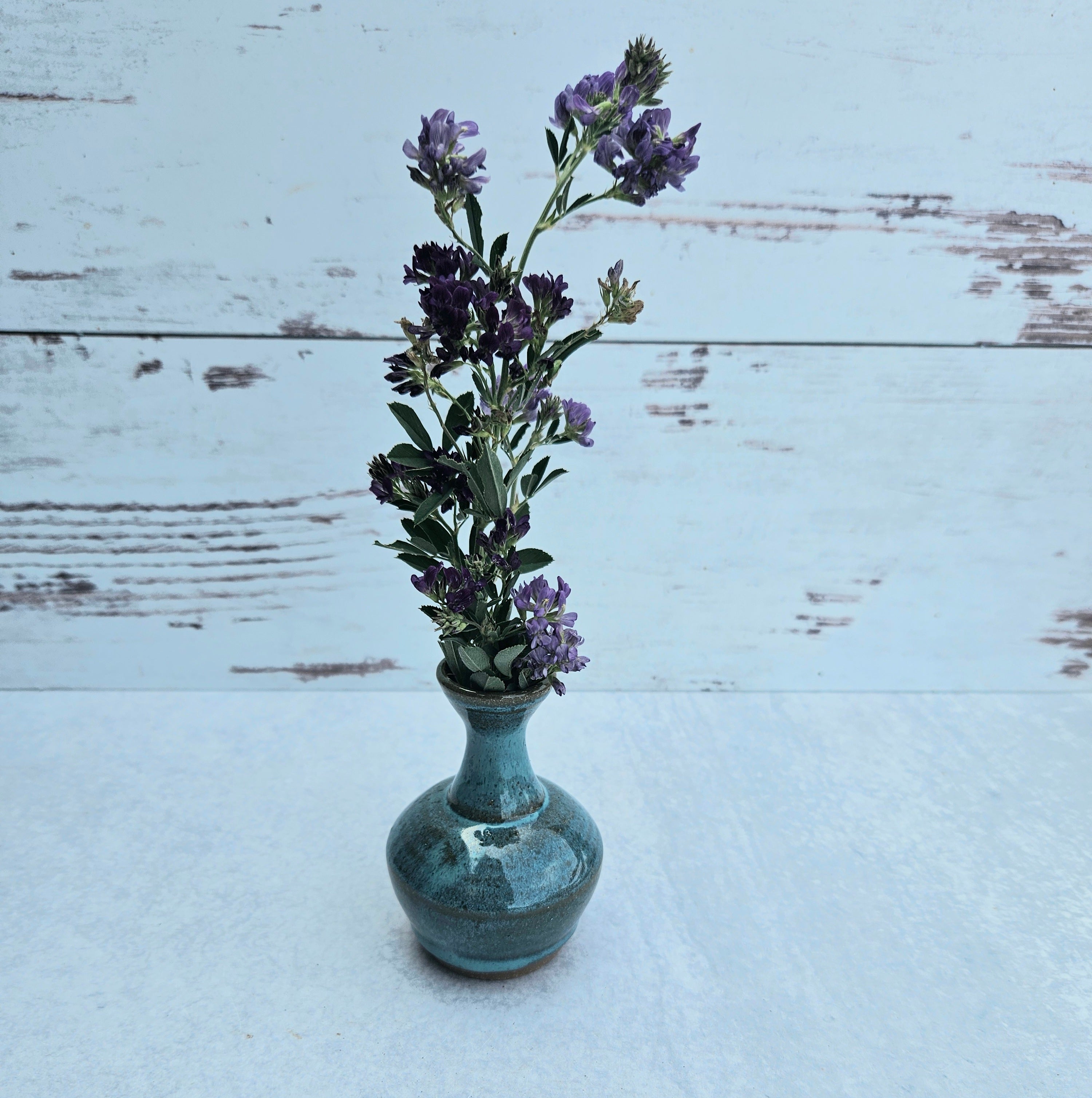Bud Vase》Turquoise – Grand View Pottery