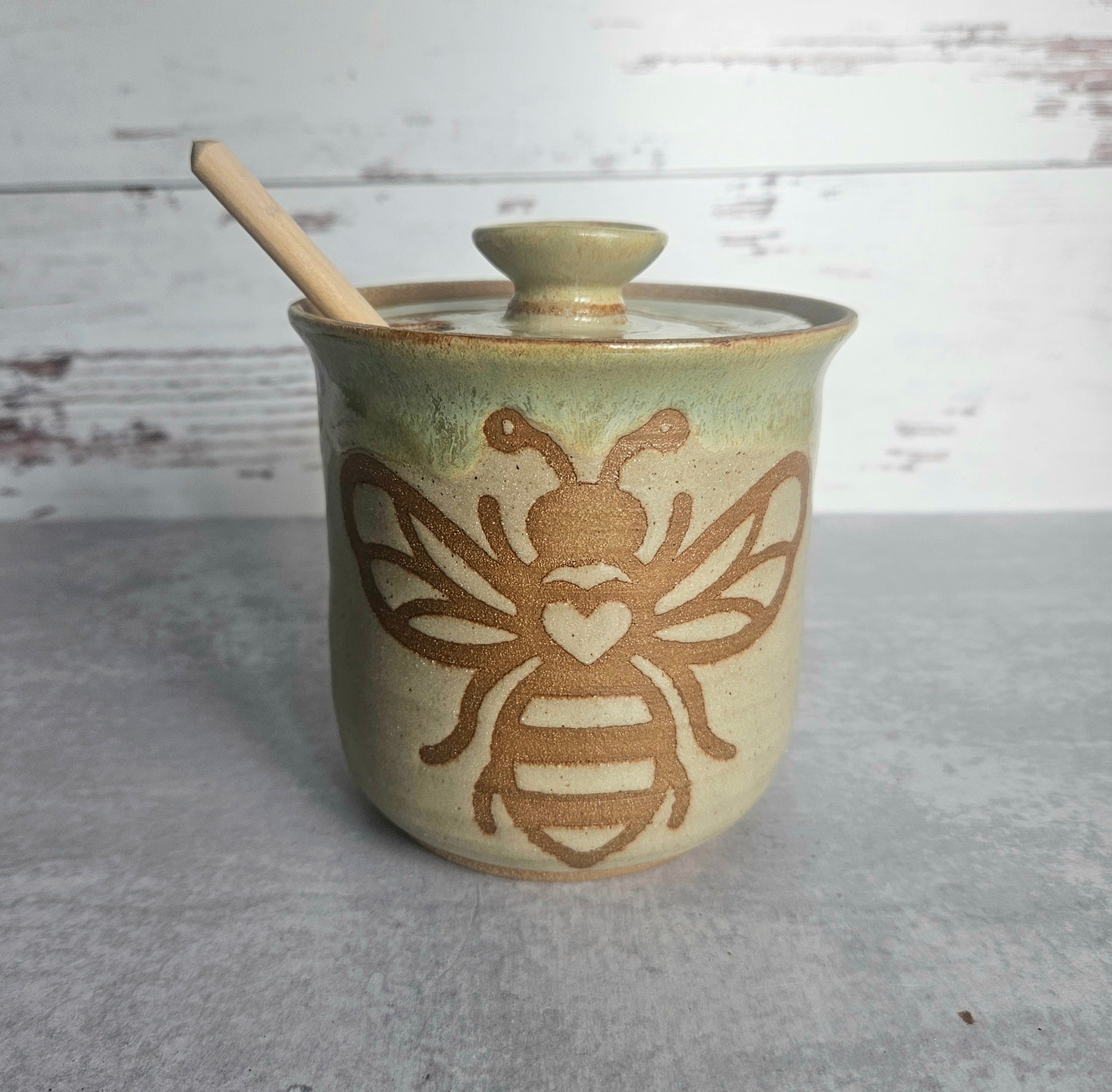 Honey Pot 》Honey Bee – Grand View Pottery
